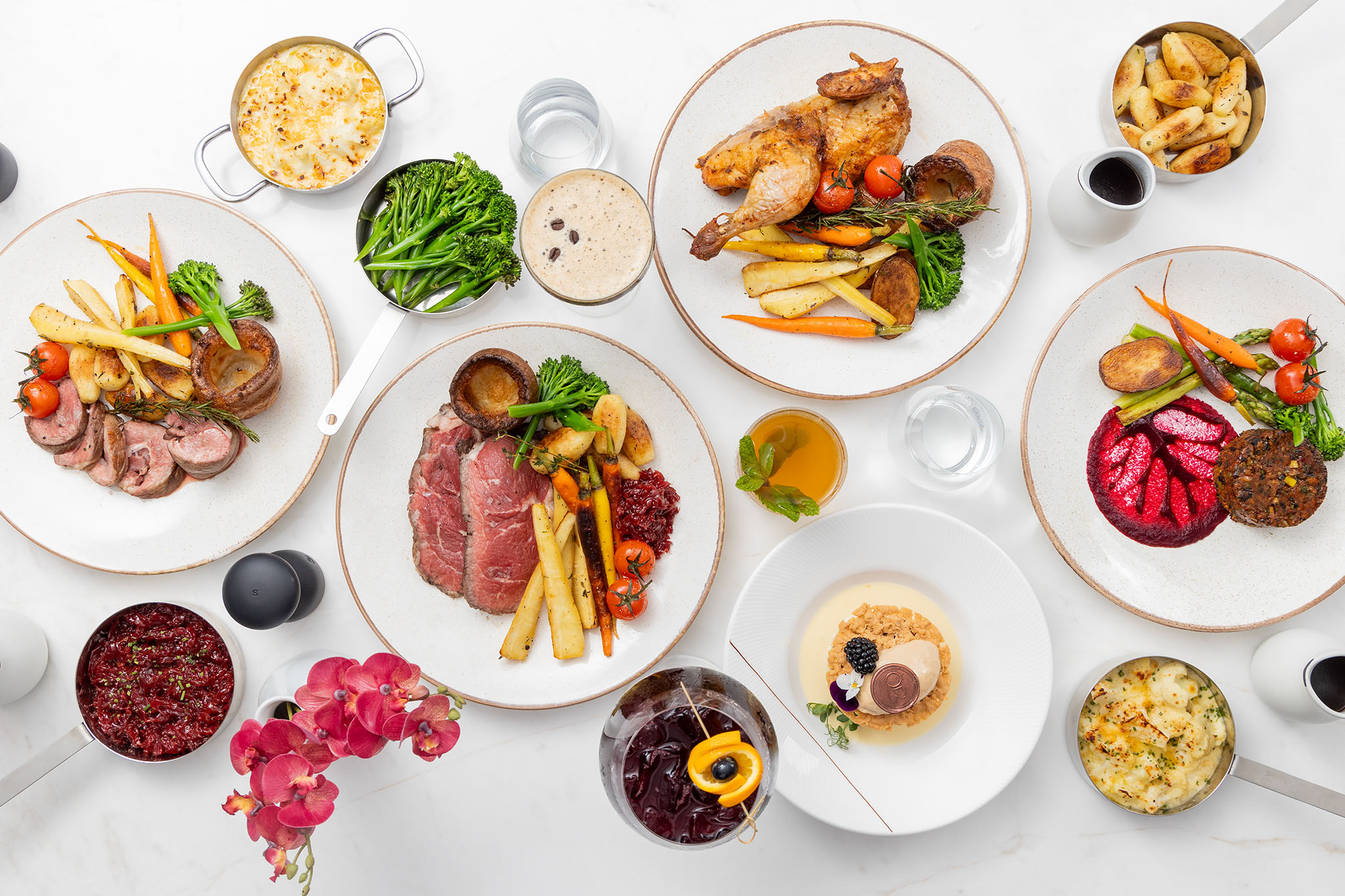 Dine With History At The Queen Elizabeth 2 - Dubai Restaurants Guide
